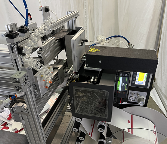 Carton Feeding Labeling System